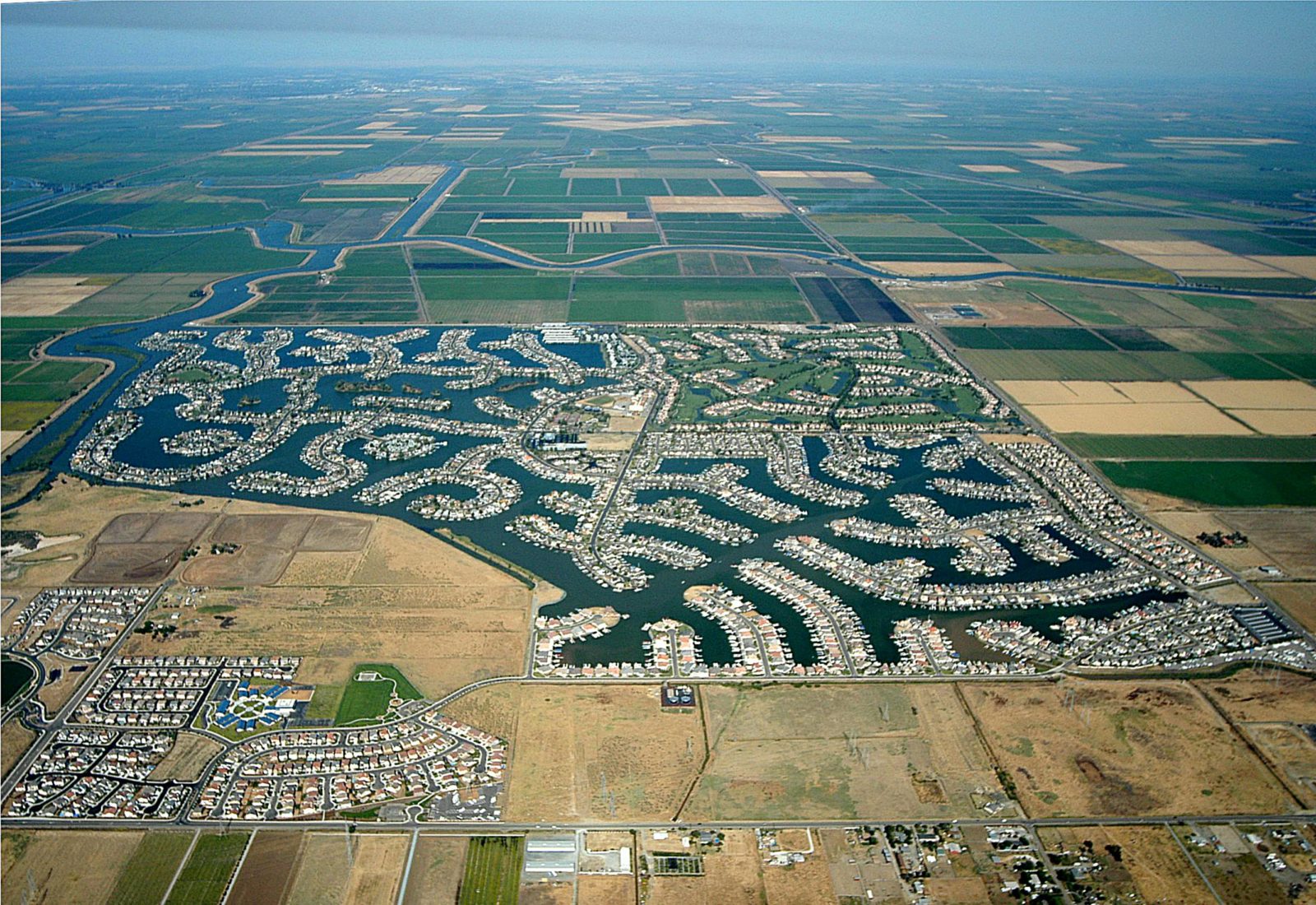 Roll Off Dumpster Rental in Discovery Bay, CA | Pirate Dumpsters